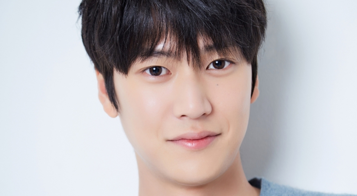 Actor Na In Woo parts ways with Cube Entertainment after 12 years | allkpop