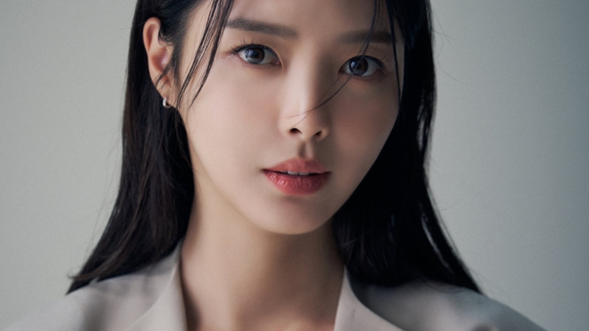 Actress Uhm Hyun Kyung in talks to return to the small screen following ...