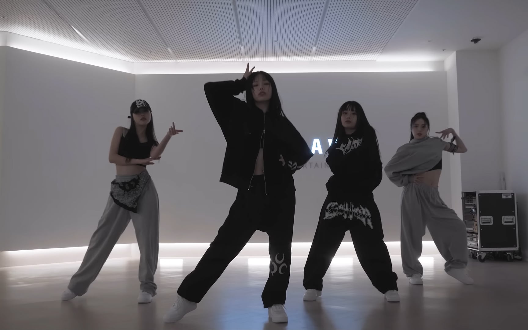 Brave Entertainment finally unveils their upcoming girl group Candy ...