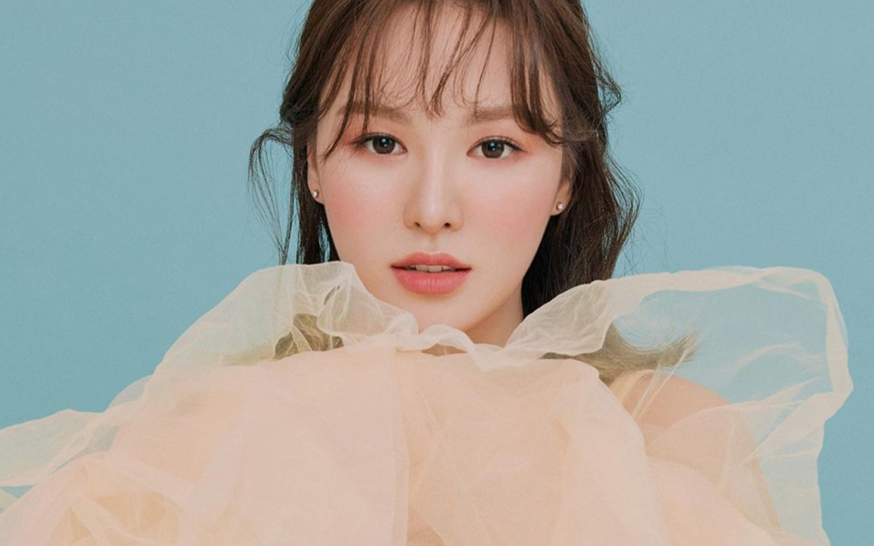 Red Velvet's Wendy reveals teaser image for her 2nd solo mini-album ...