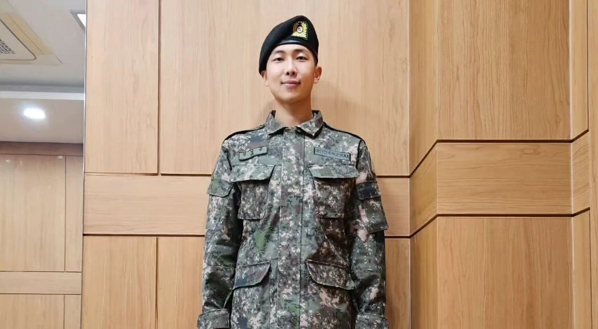 BTS's RM continues to show off his close bond with his fellow military ...