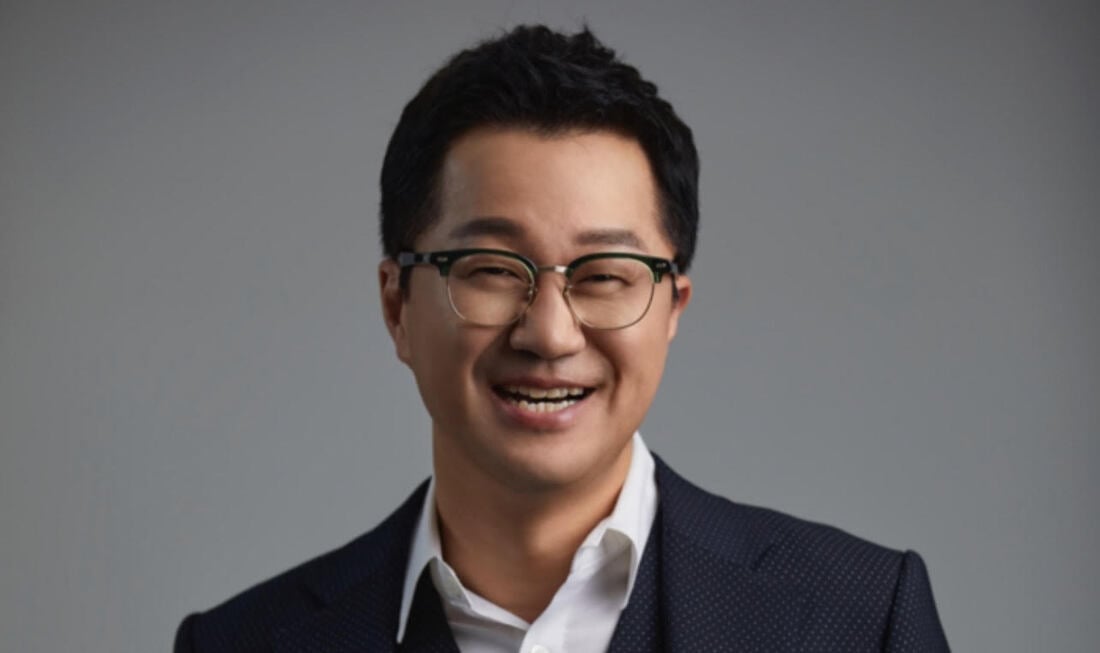 Broadcaster Ji Sang Ryeol mourns the loss of his mother | allkpop