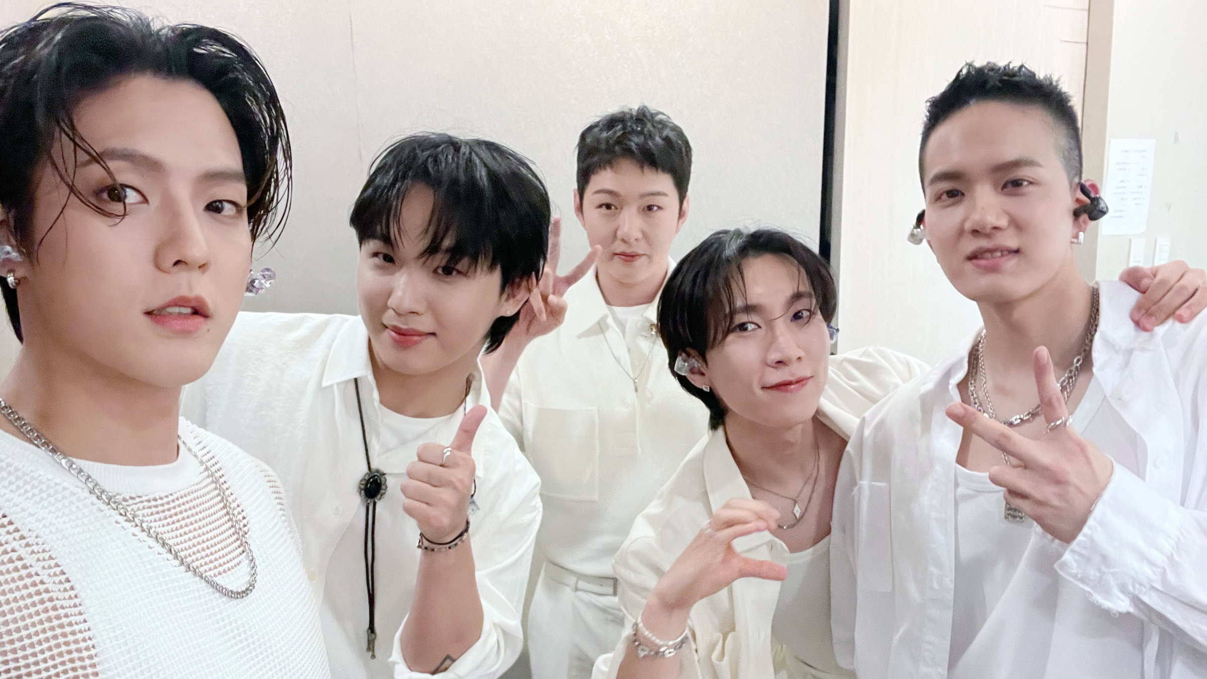 "This is our dream," BTOB shines on stage with impressive vocals during their 'Our Dream' fan ...