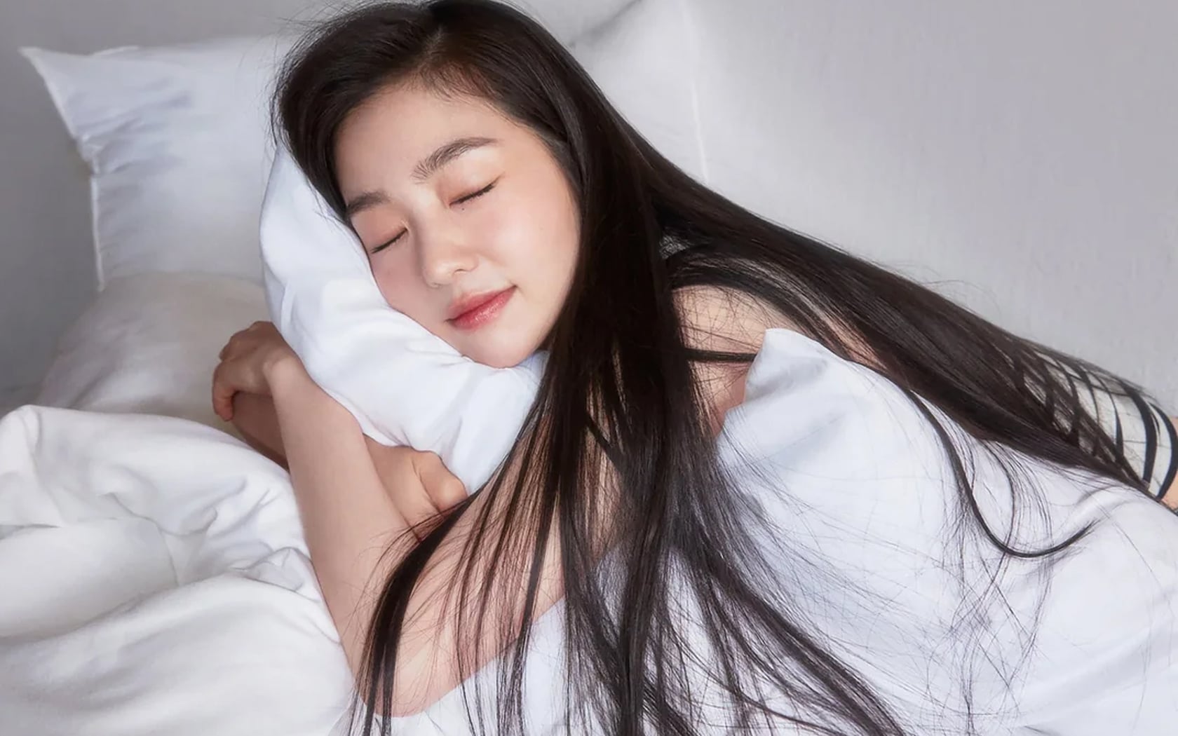 Red Velvet's Irene continues to tease her first photobook exhibition ...