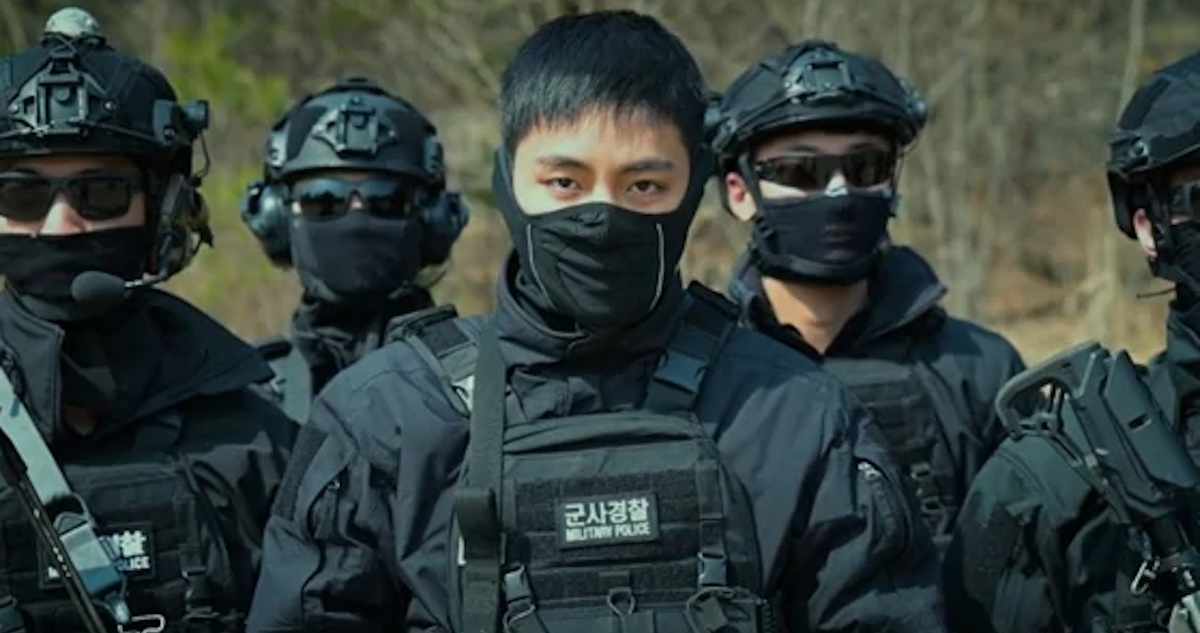 BTS' V stuns in latest military images + update of Jin | allkpop