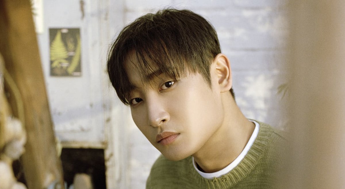 Singer Parc Jae Jung to enlist for his mandatory service next month ...