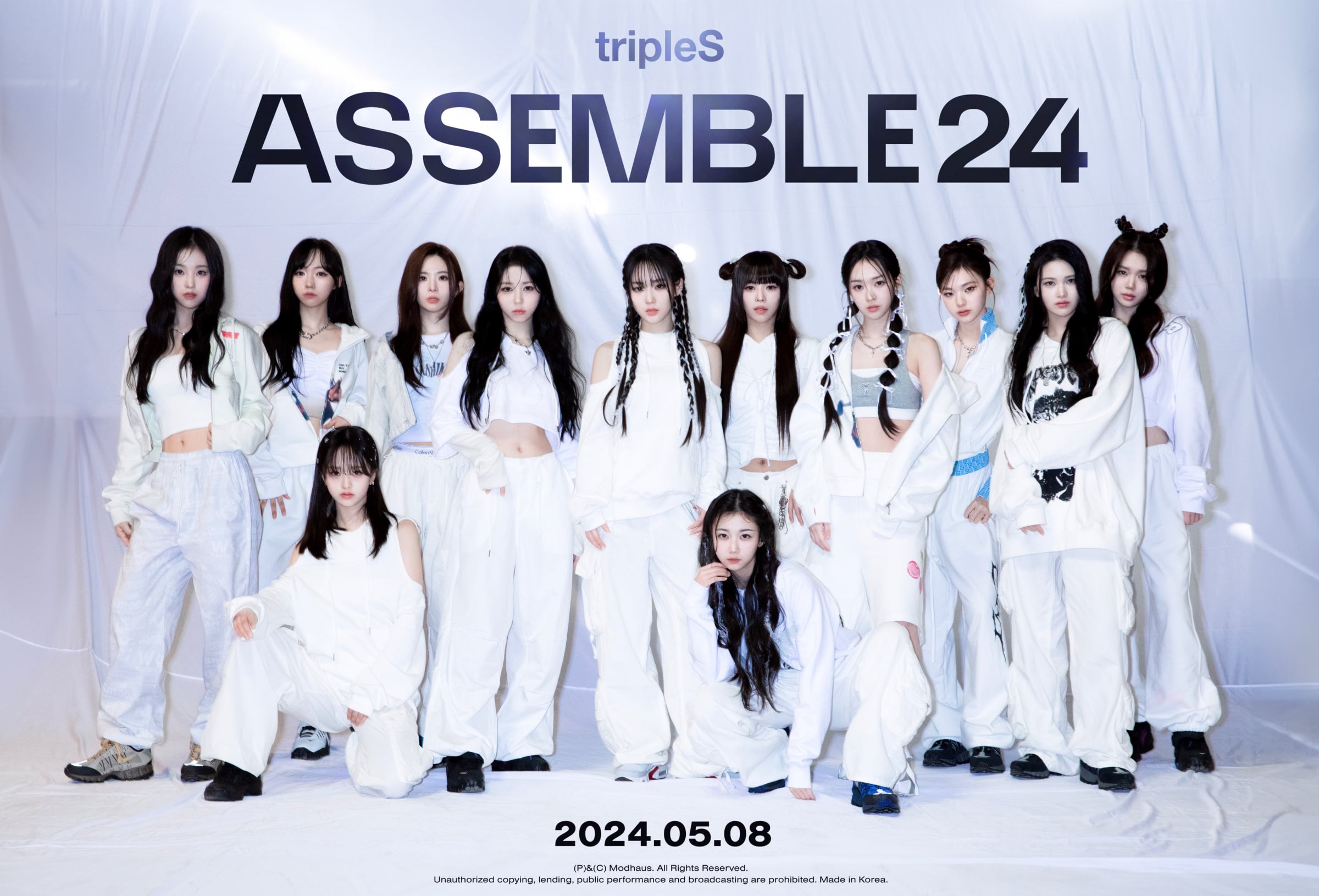 TripleS brings out new circle concept photo with twelve members for their upcoming album ...