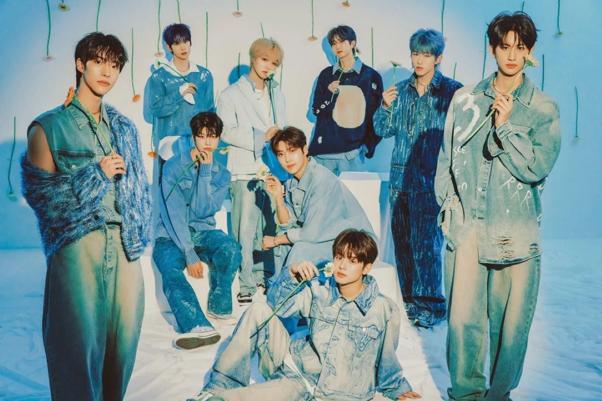 YOUNITE Reveals Track List and Concept Photos for Upcoming Album | allkpop