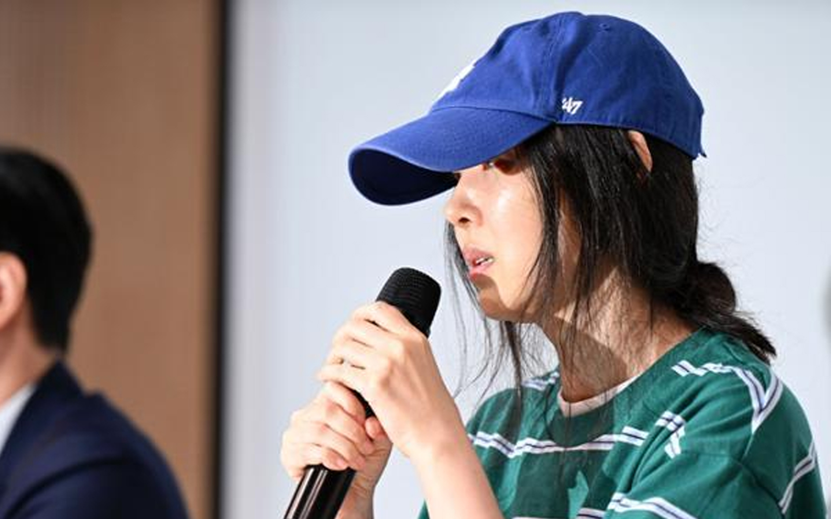 Legal experts doubt HYBE can charge ADOR CEO criminally.