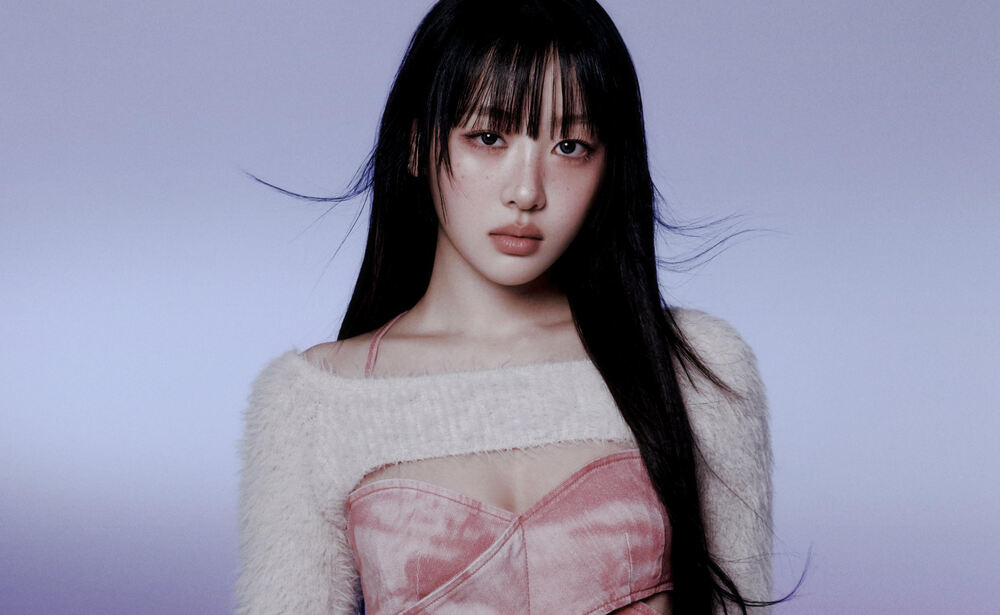 Former LOONA member Yves sets sail on solo journey in May | allkpop