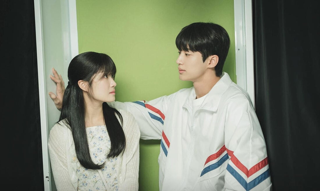 tvN's 'Lovely Runner' secures top ratings once again, maintaining ...