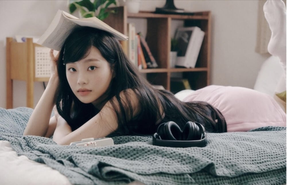 Chuu announces comeback next month with new album and music video ...