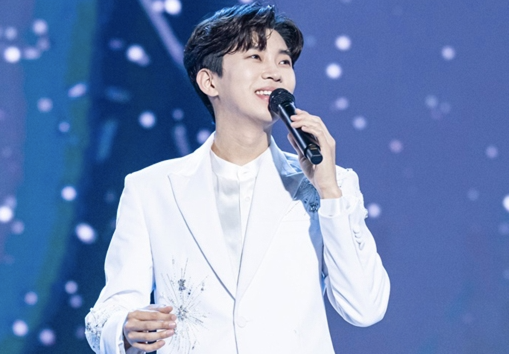 Singer Lim Young Woong celebrates his birthday by connecting with fans ...