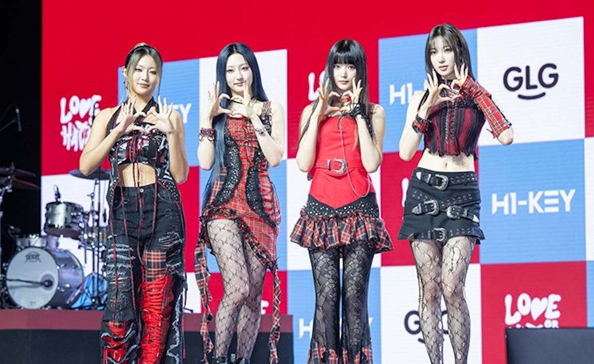 Take a peek into H1-KEY's passionate showcase | allkpop