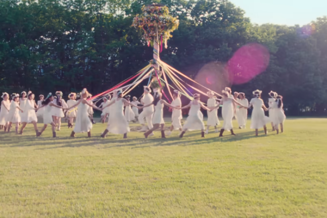 Mixed reactions as Red Velvet's 'Cosmic' music video channels ...