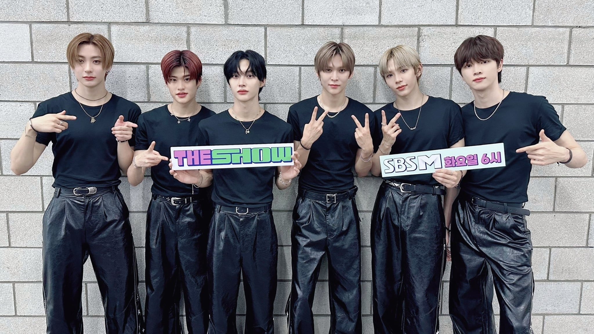 RIIZE bag 1st music show win for 'Boom Boom Bass' on 'The Show' | allkpop