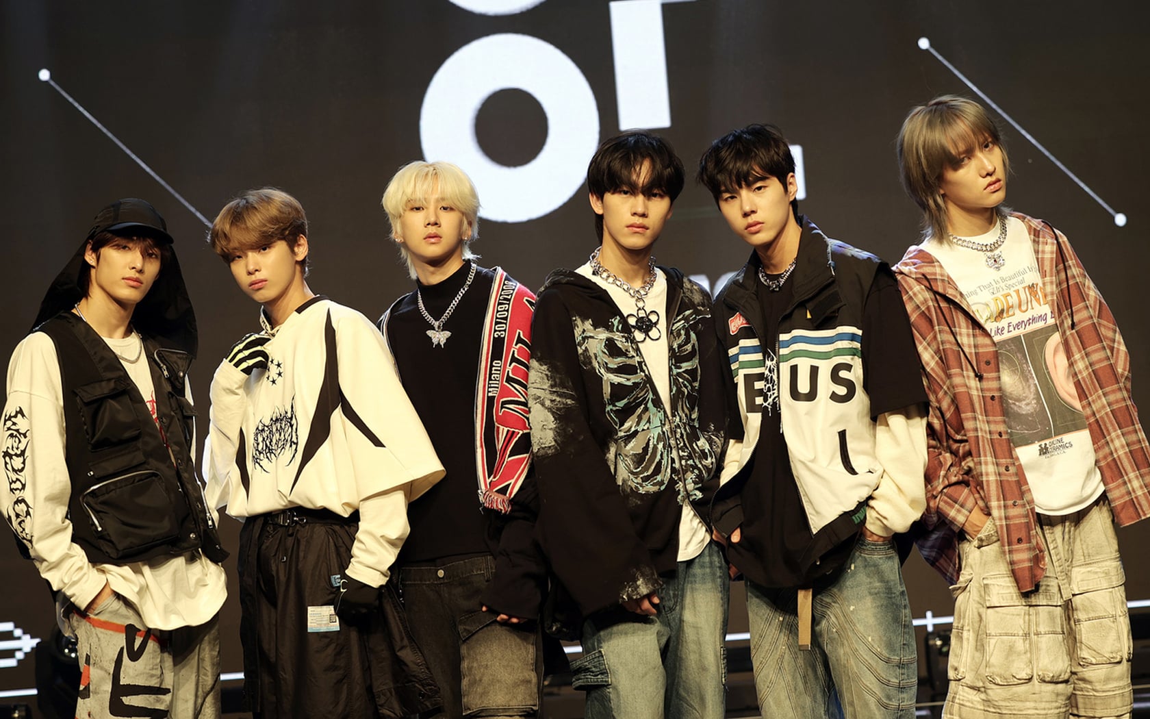 Rising rookie group 82MAJOR tops U.S. Radio charts following the ...