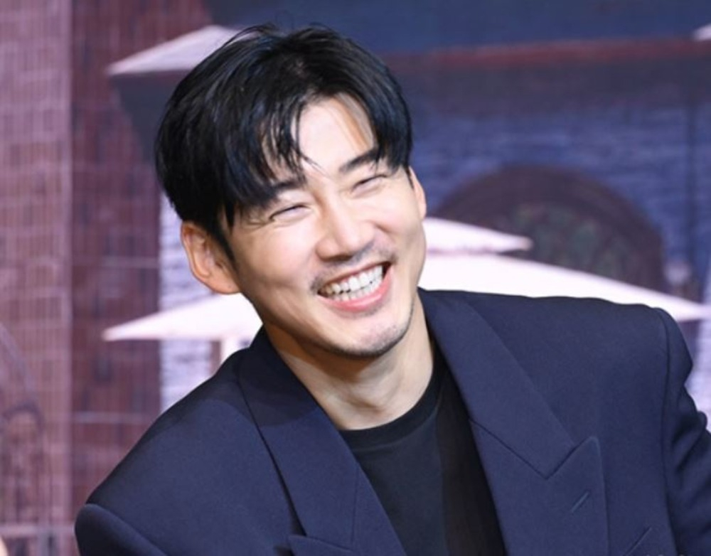 Yoon Kye Sang reunites with 'The Outlaws' co-star Park Ji Hwan in ...