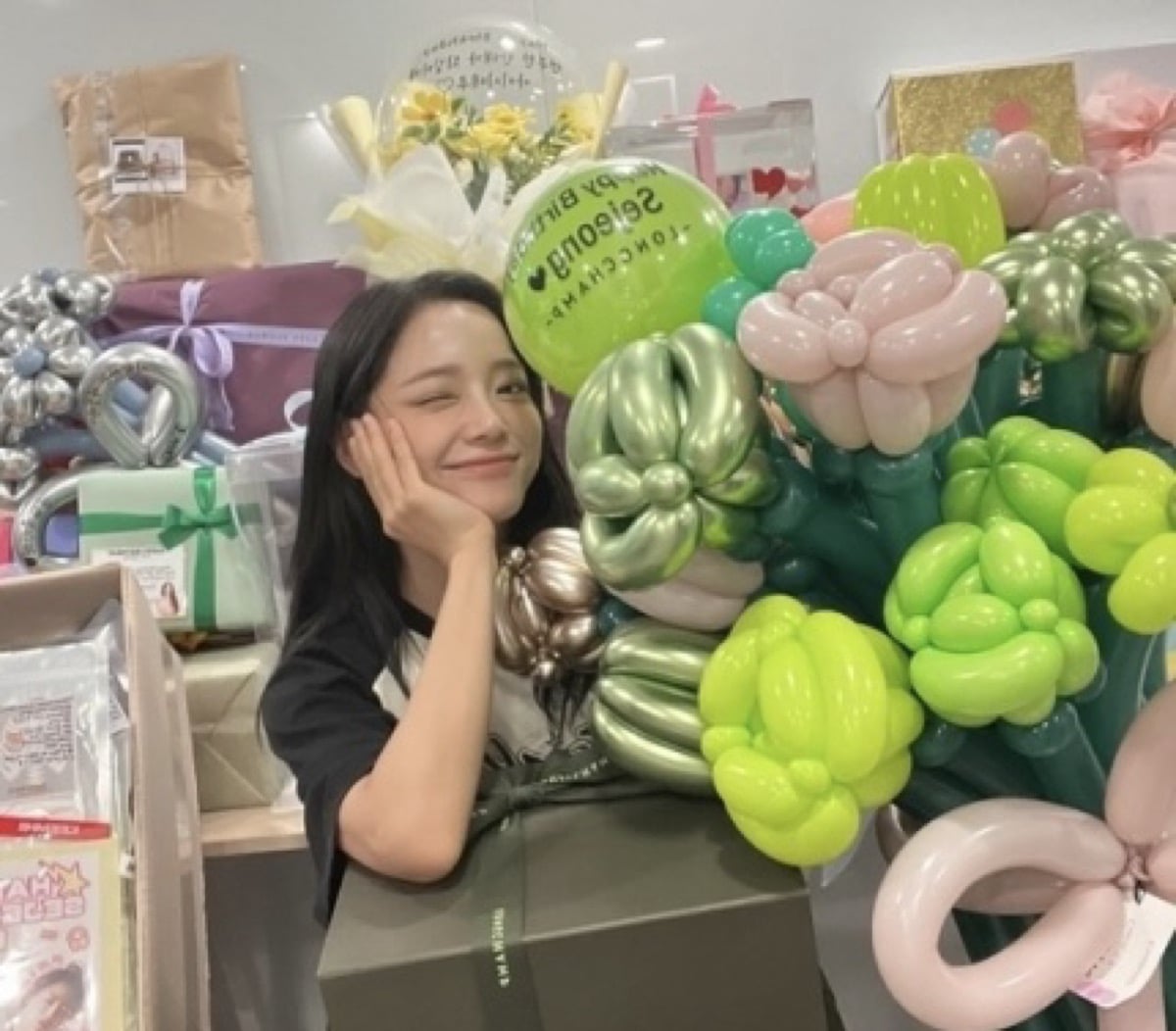 Kim Se Jeong thanks fans for birthday wishes with heartfelt message ...