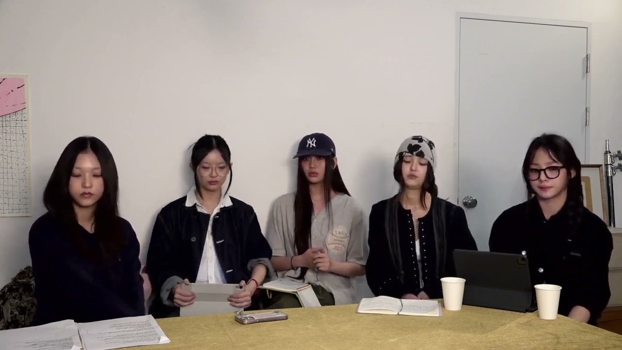 NewJeans send a message to HYBE about former ADOR CEO Min Hee Jin | allkpop NewJeans send a message to HYBE about former ADOR CEO Min Hee Jin | allkpop