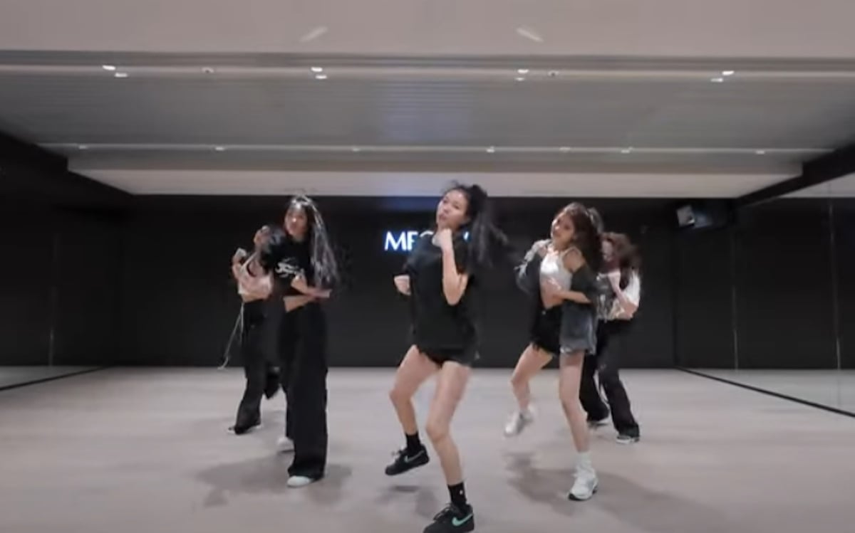 MEOVV drop dance practice video for 'MEOW' | allkpop