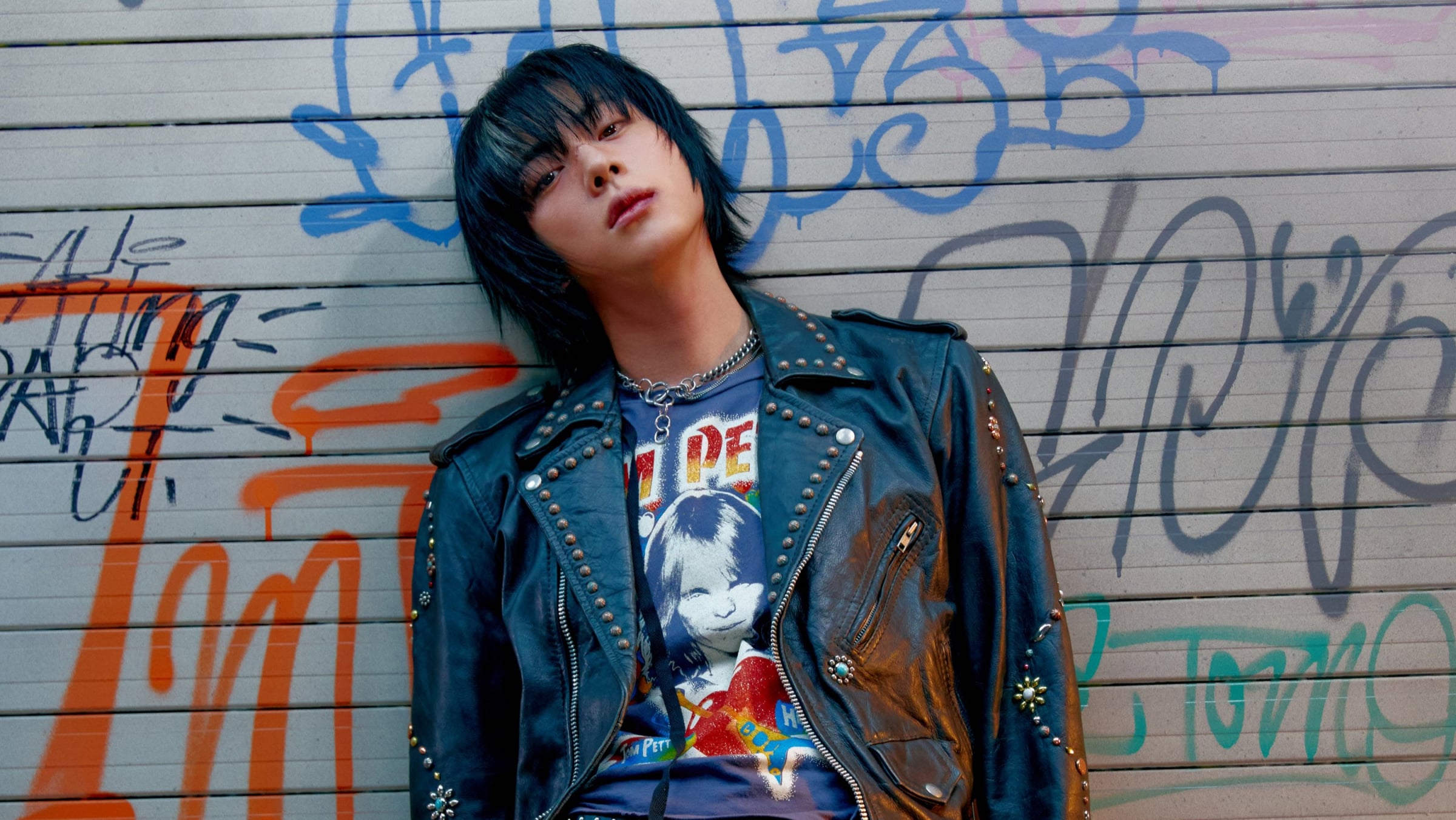 BTS Jin wraps up first-day sales with his new mini-album 'Echo' | allkpop