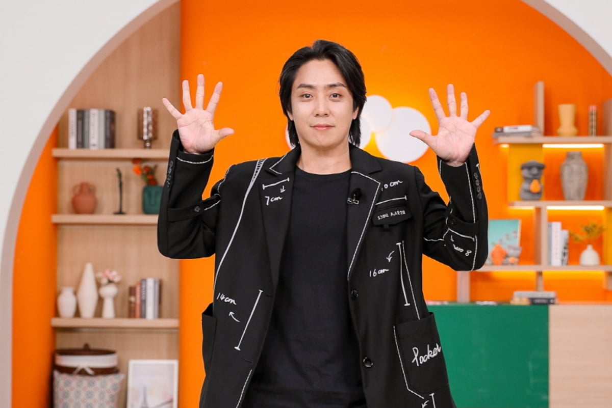 Eun Ji Won’s bride revealed to be a stylist nine years younger than him | allkpop