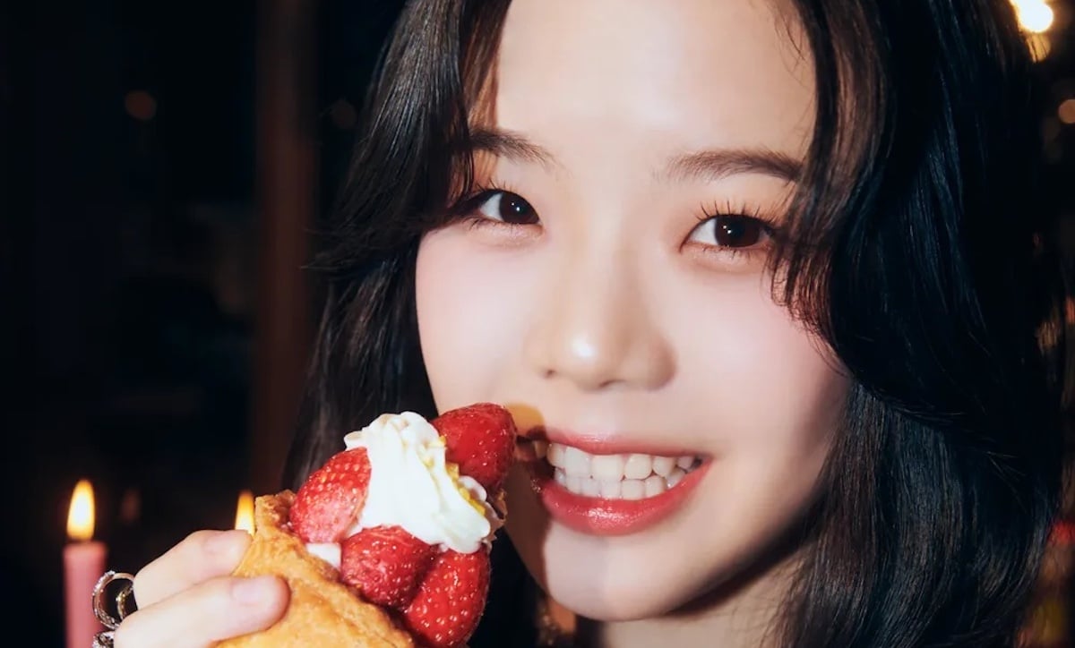 Kaylee parts ways with VCHA & JYP Entertainment | allkpop