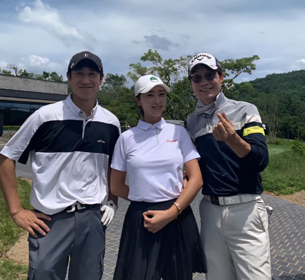 Former LPG member Go Eun Byul mourns the late Song Young Gyu with ...