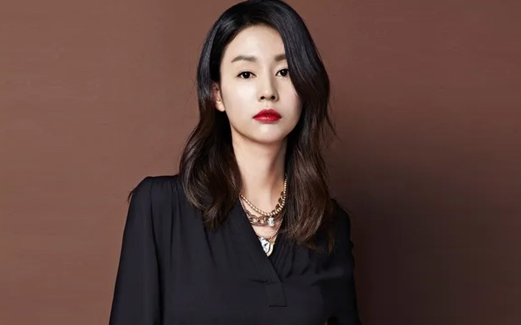 Actress Seo Yoo Jung opens up about her divorce, says "On TV, we looked ...