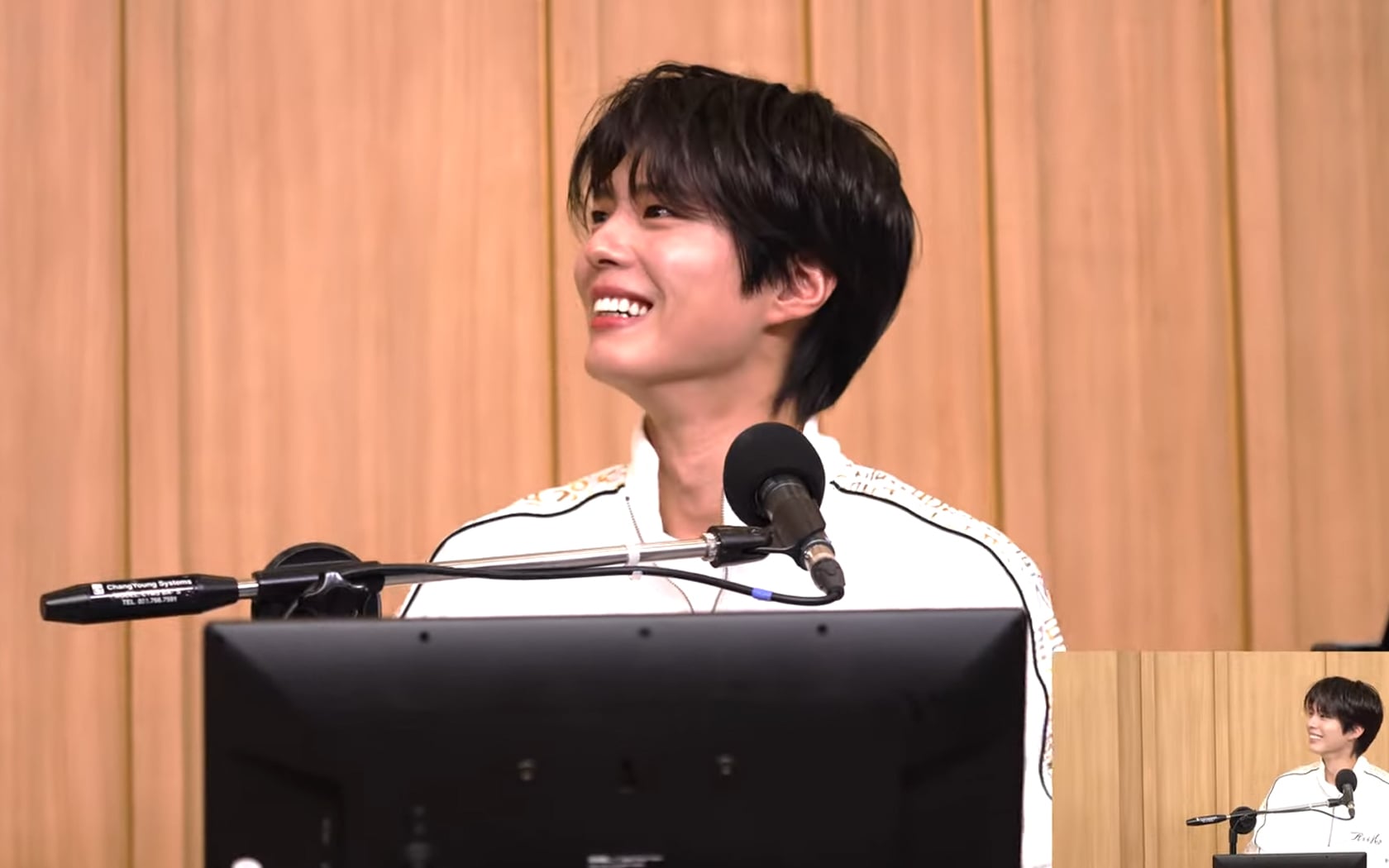 Park Bo Gum surprises 'Cultwo Show' with unannounced visit after three weeks of fan requests ...