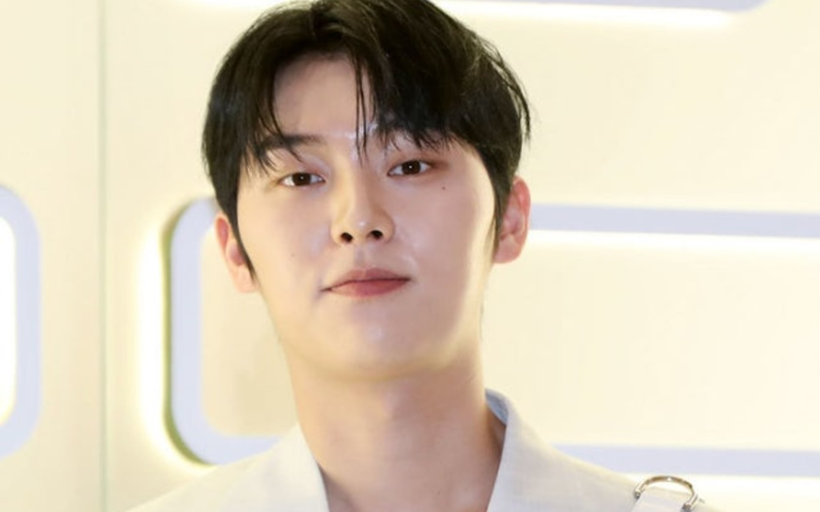 Actor Choi Hyun Wook apologizes after controversy over fast pitch ...