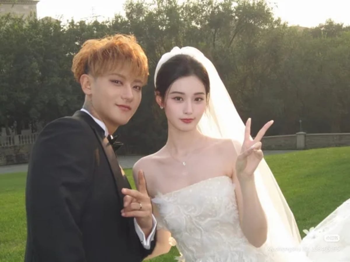 Former EXO member Tao faces backlash in China for selling products ...