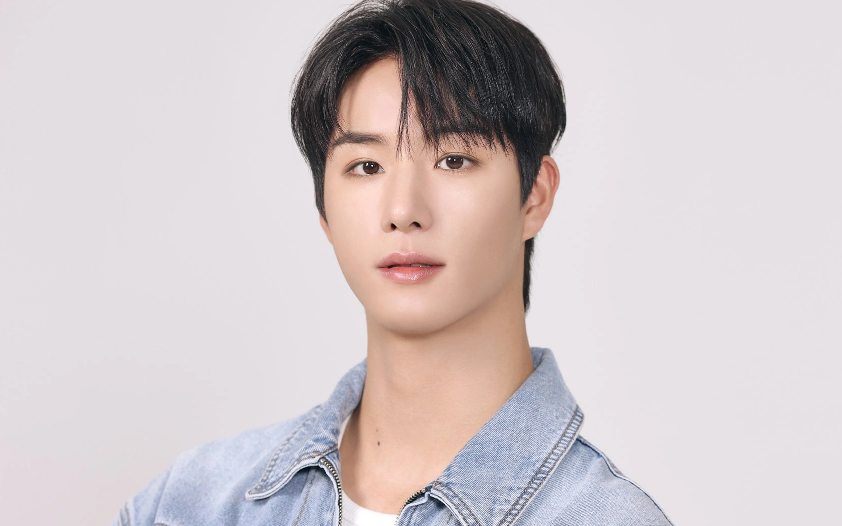 IST Entertainment announces ATBO member Seunghwan's military enlistment | allkpop