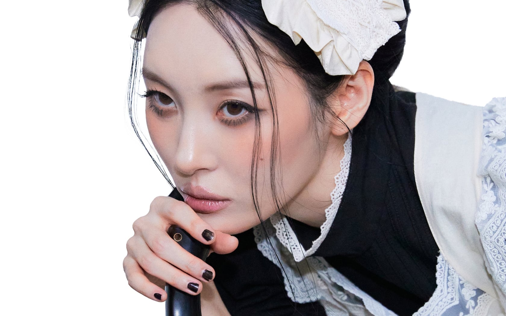 Sunmi unveils unique chilling maid concept for her first full length album 'HEART MAID' | allkpop