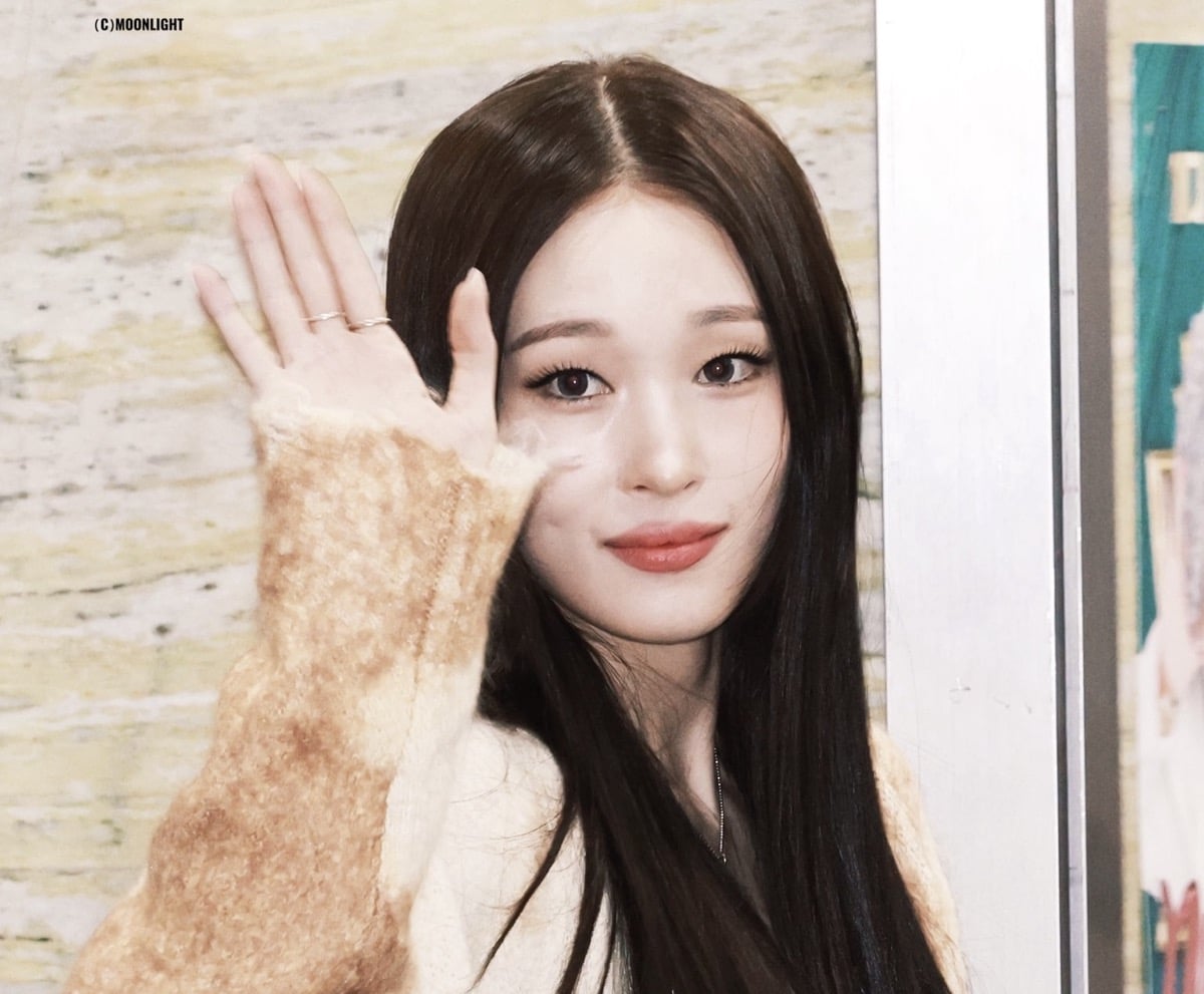 “But even I can’t get discounts at department stores”: Annie shows candid charm on KBS radio ...