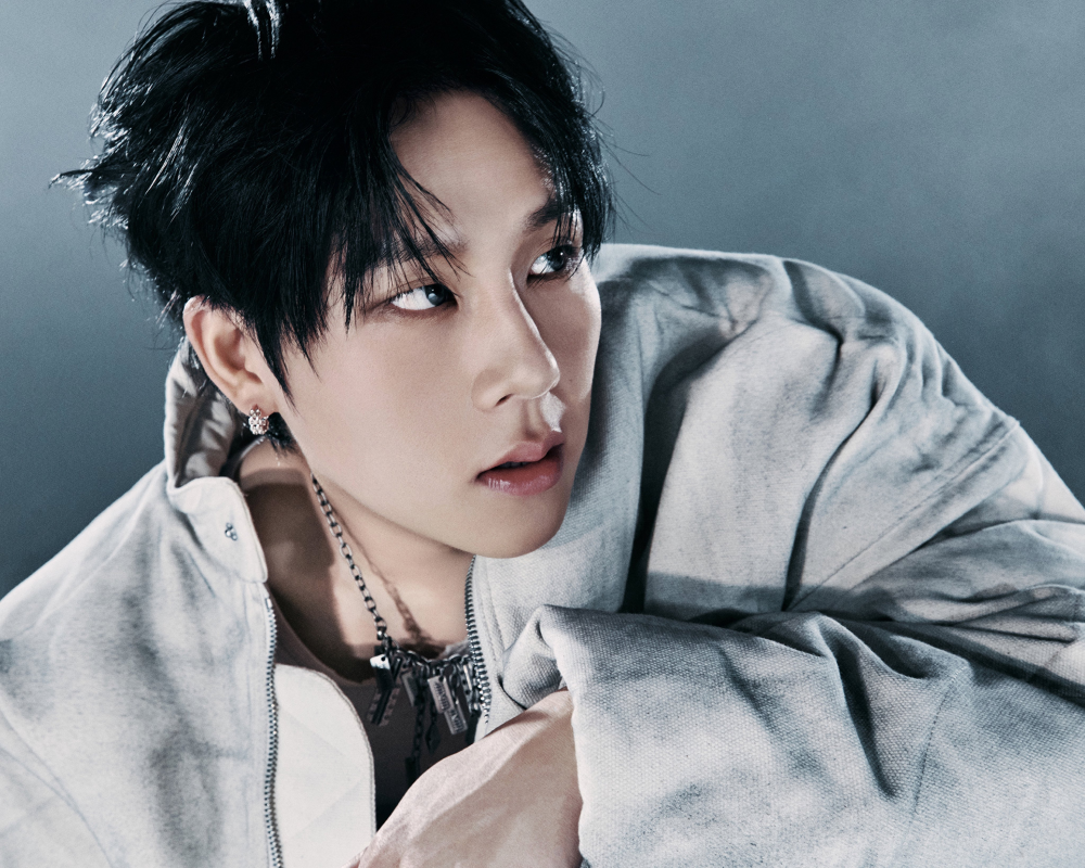 MONSTA X's Joohoney showcases his rockstar charm in new teaser photos ...