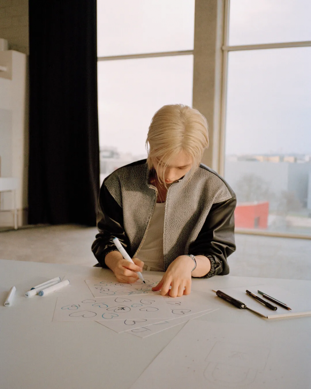 Stray Kids’ Felix Helps Raise 4 Million USD for UNICEF Through His ...