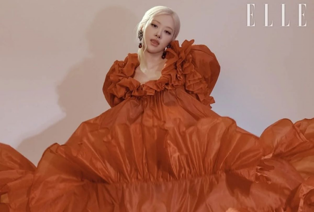 BLACKPINK's Rosé showcases her dazzling beauty on the cover of Elle ...