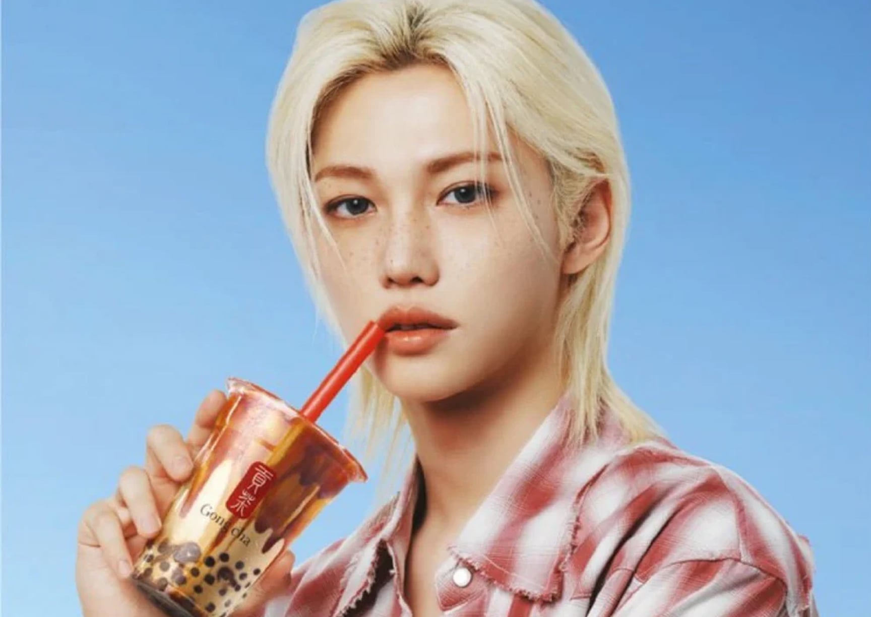 Gong Cha renews global brand ambassador contract with Stray Kids’ Felix ...
